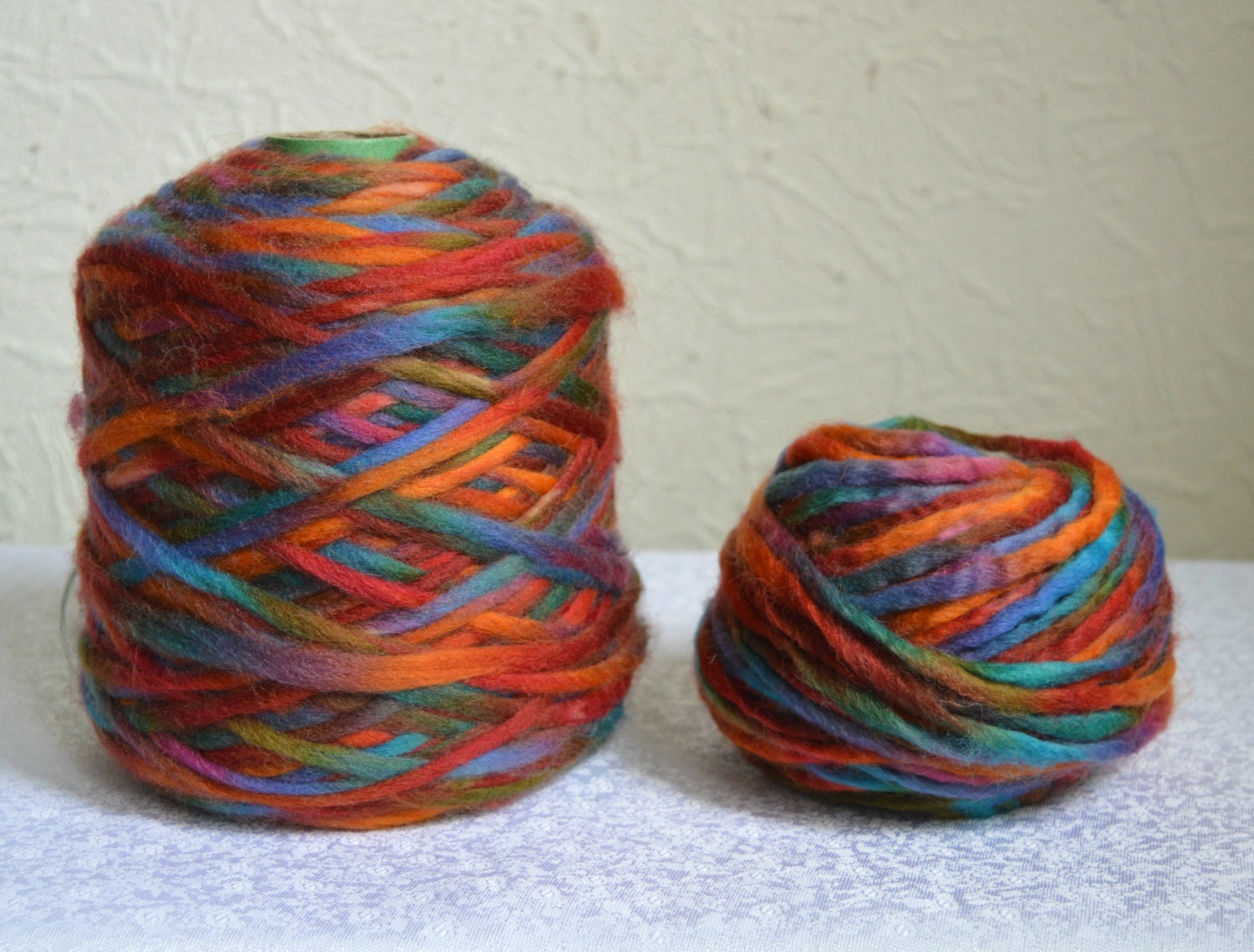 Chunky & multicolored wool yarns 100g / 35 oz balls