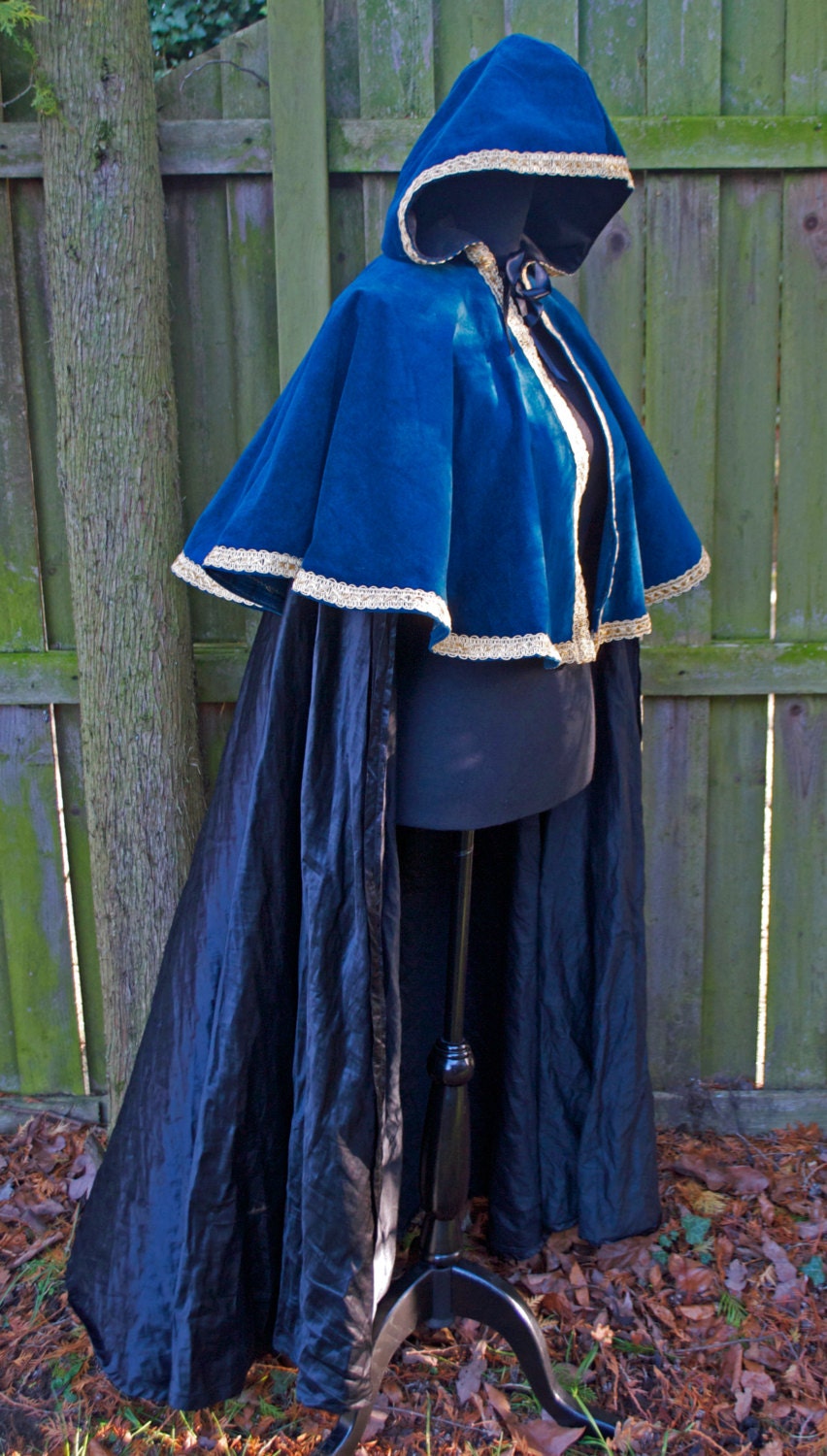 Two Layered Cloak // 2 tiered teal turqoise by TheDaydreamDuchess