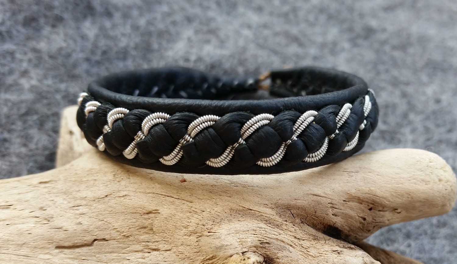 Tenntrådsarmband Sami bracelet Sami craft Nordic craft