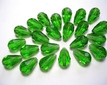Popular items for green teardrop on Etsy