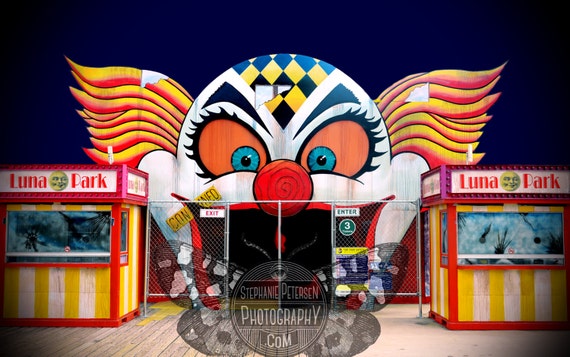 Stephanie Petersen Photography CREEPY FUNHOUSE CLOWN Wildwood