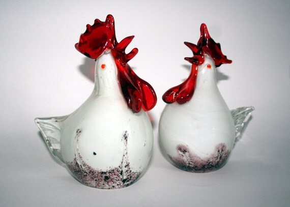 Hand Blown Glass Chickens by TheSerendipityTrunk on Etsy