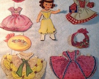 Items similar to Vintage Paper Dolls - Set of Three on Etsy