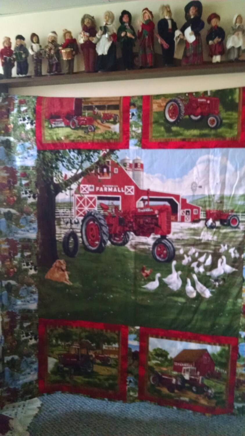 FARMALL TRACTOR QUILT