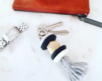 Pom pom keyring | Etsy