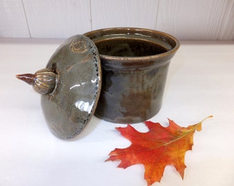 Hand Crafted Ceramic Stoneware Pottery by WildCrowFarmPottery