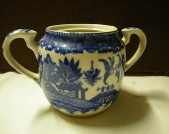 Blue willow vase | Etsy