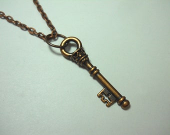 Vintage Style Antique Silver Key Pendant Antique Silver Tone