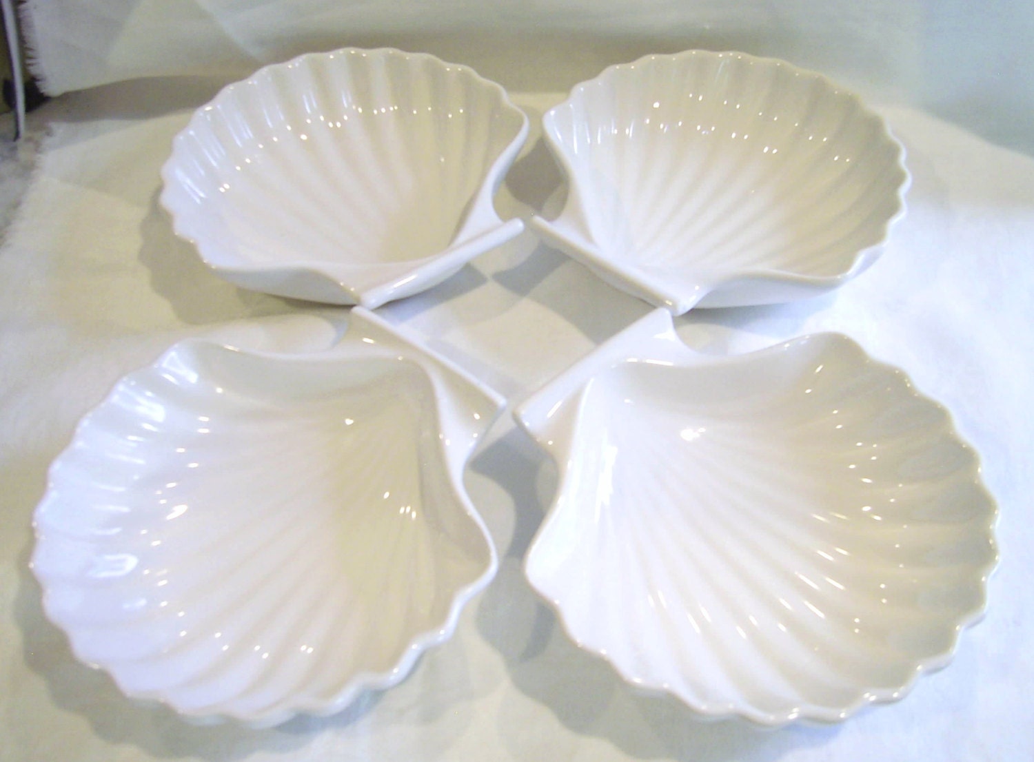 Vintage Set of 4 White Ceramic CLAM SHELL Dish Seashell Serving BOWLS ...