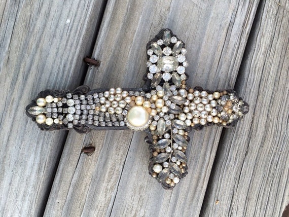Items similar to Vintage Cross on Etsy