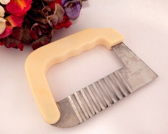 Zig zag cutter | Etsy