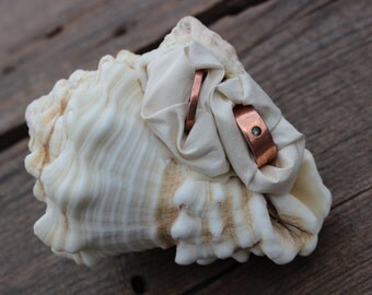 Shell jewelry holder | Etsy