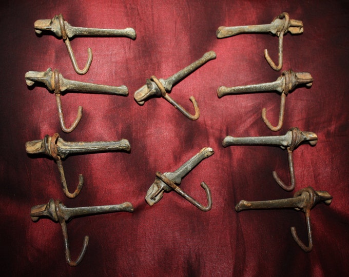 primitives - Dig Antiques