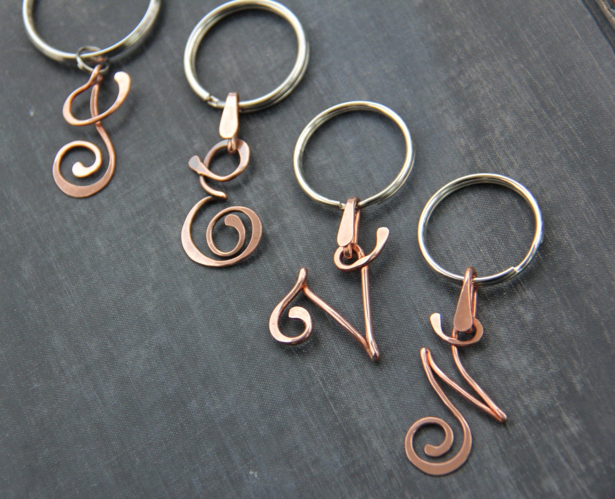 Personalized cursive letter key chain metal key holder wire