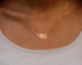 Triangles necklace | Etsy