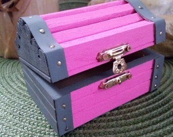 Pink treasure chest | Etsy