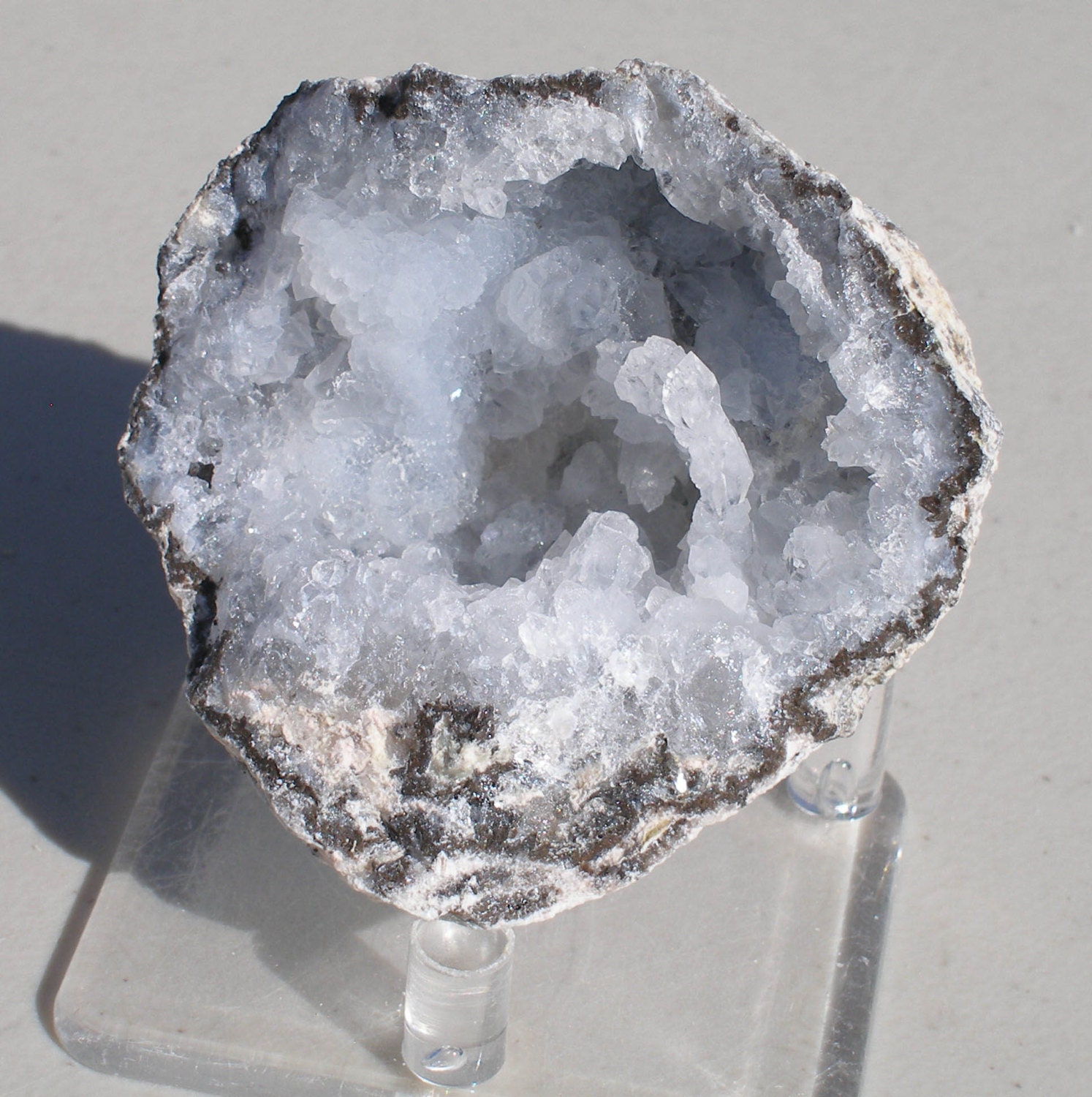 TG-160 Blue Chalcedony Agate Geode with by rocksinmypockets