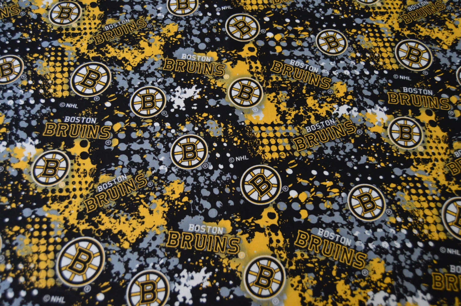 Boston Bruins Black Gold Yellow Cotton Fabric Pattern