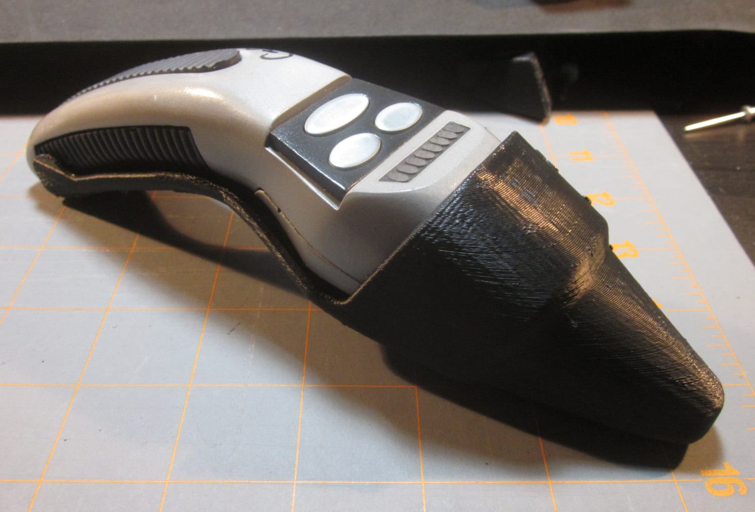 Star Trek Nemesis Dolphin Phaser Holster Stapleton