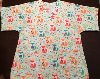 Items similar to Lightly curious urban fox felt brooch on Etsy