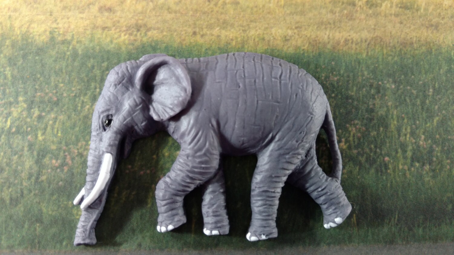 Fondant Elephants-Edible Elephants-Elephant Cupcake