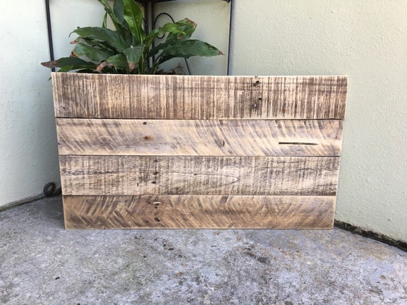 Pallet Wood Sign 26 x 14 5/8