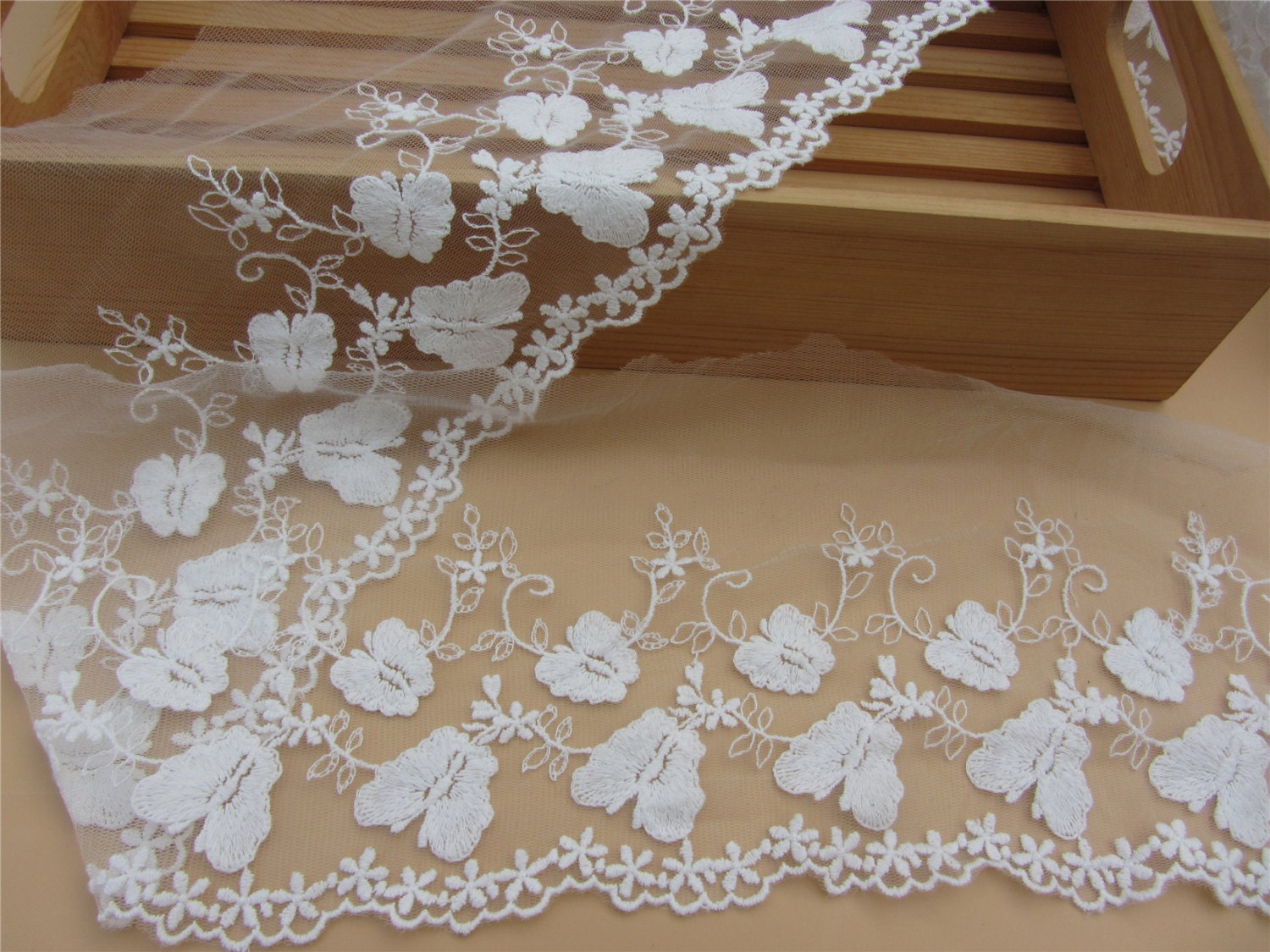 off white butterfly Lace trimembroidery lace trimming