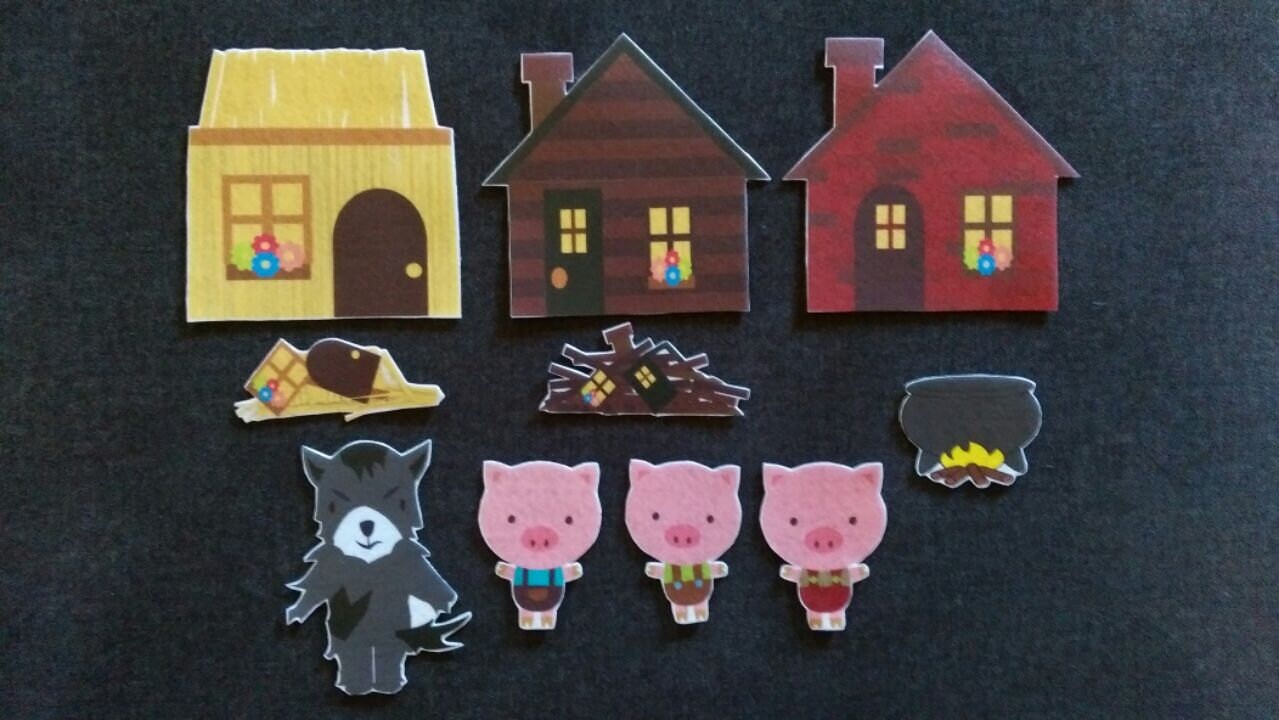 Three Little Pigs Felt Board Story // Flannel Board Three Little Pigs Felt Board Story // Flannel Board