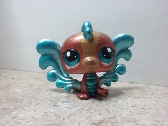 Custom OOAK Littlest Pet Shop Water Dragon Gracie