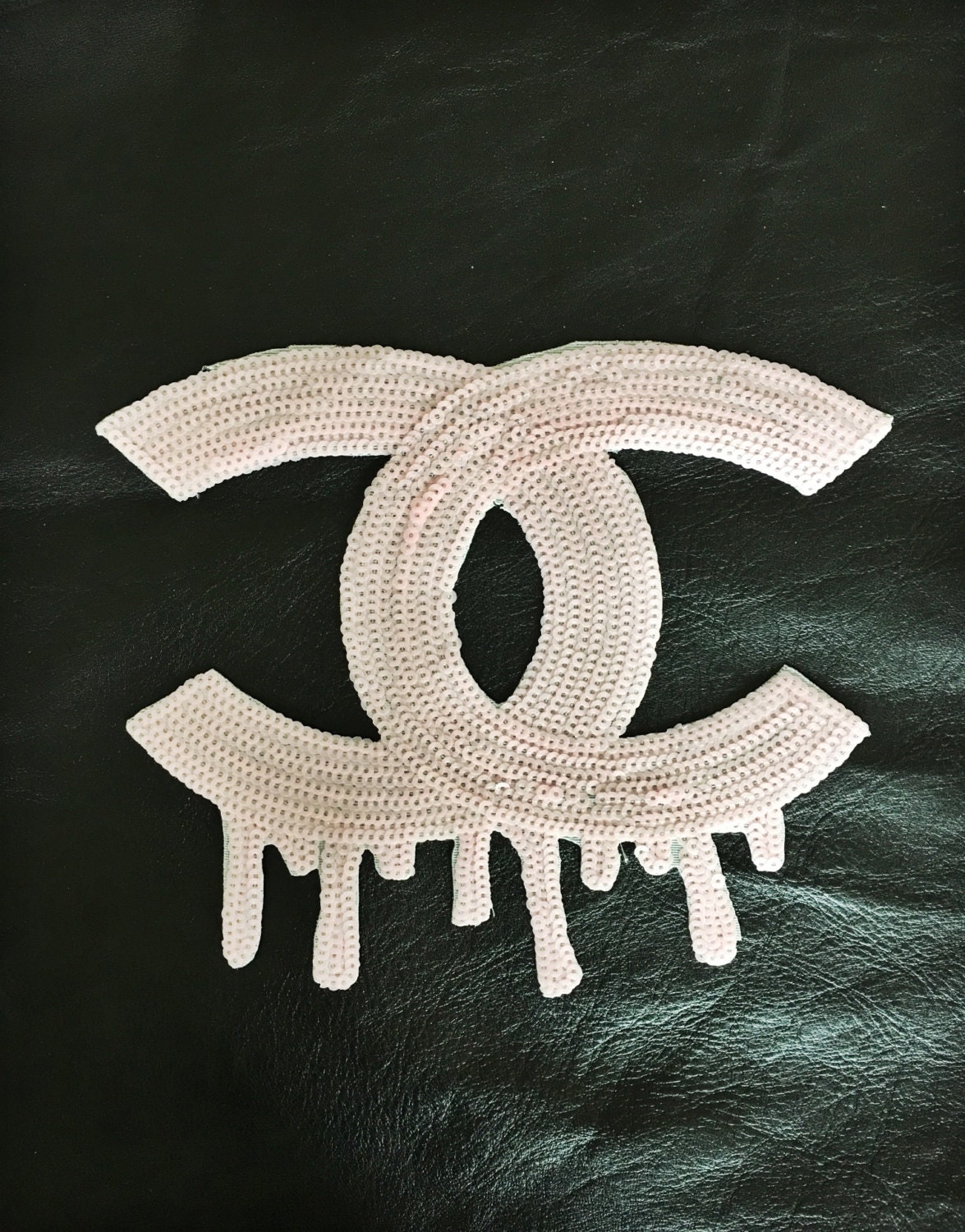 Dripping Chanel sequin applique / patch