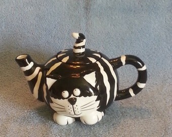 Cat tea pot | Etsy