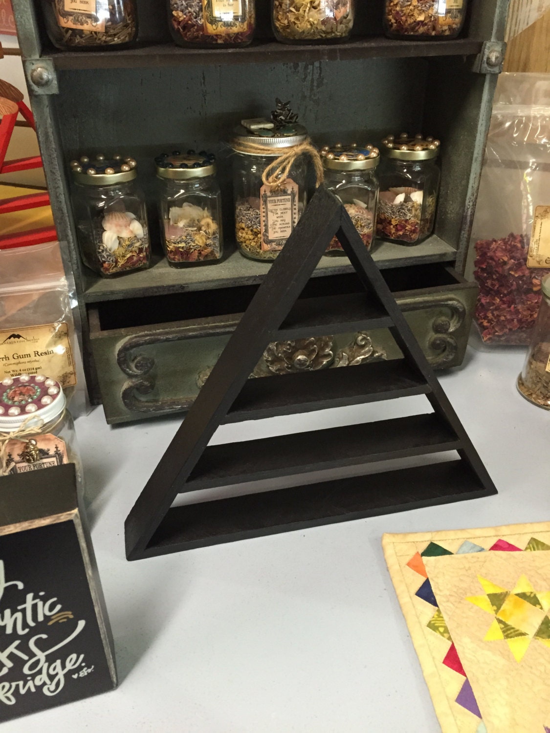 Magical Pyramid Shelf Triangle Shelf Four Shelves Black