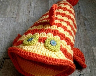 Crochet Fish Hat Pattern and Tutorial by Salowicious on Etsy