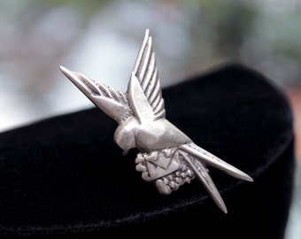 Plastic bird brooch | Etsy