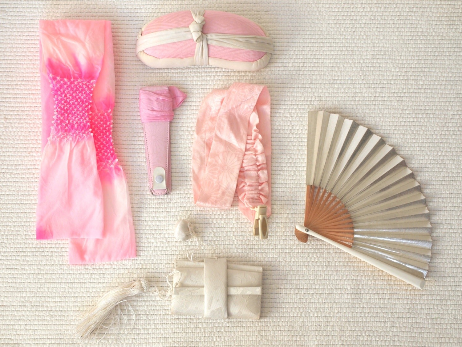 Kitsuke set for japanese kimono, obi makura, koshihimo, paper fan, obi ...