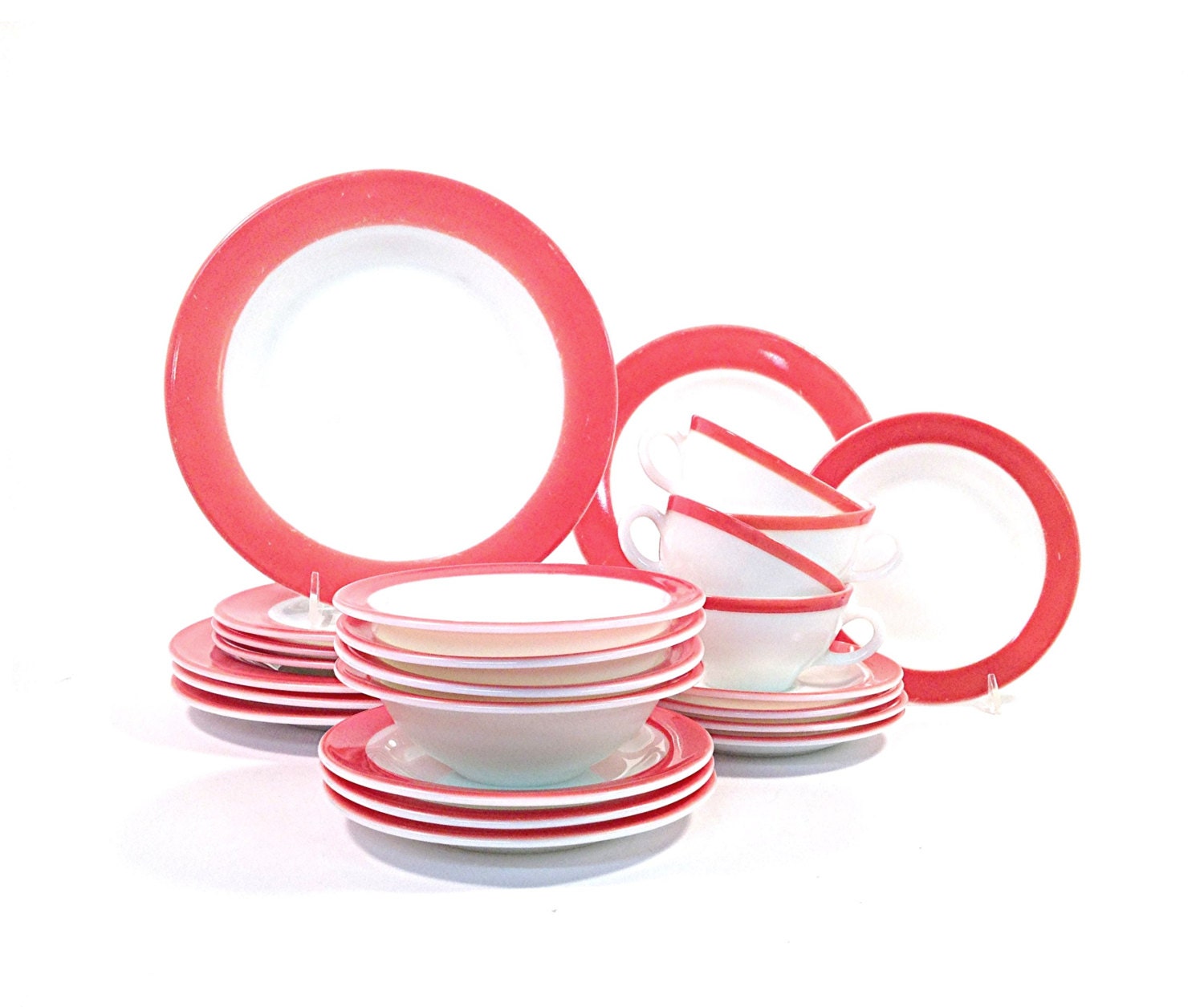 Vintage Pyrex Flamingo Pink Dinnerware Set / Service for 4