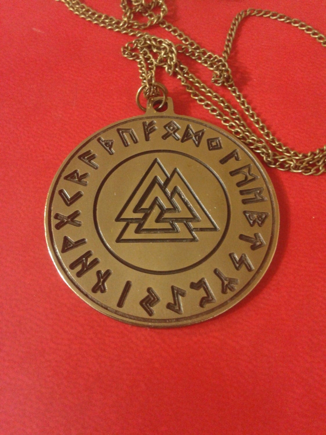 Odin Rune Symbol The Valknut or Knot of the Slain