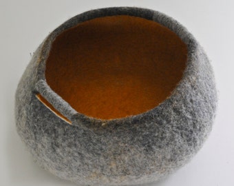 Art for Home: Felted Wool Accessories Decor Storage by vaivanat