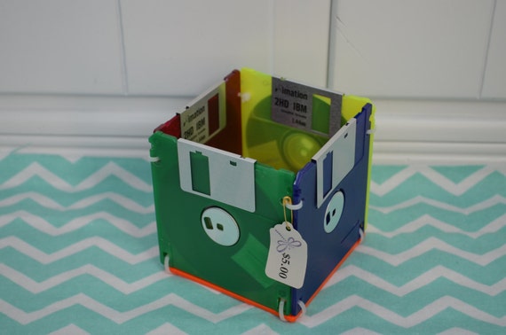 Floppy disc pen & pencil holder by DragonflyCraft on Etsy