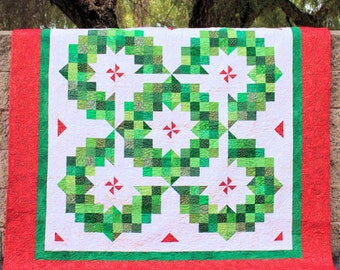 Pattern: FOLD'N STITCH WREATH by Poor House Quilt by WeDoQuilts