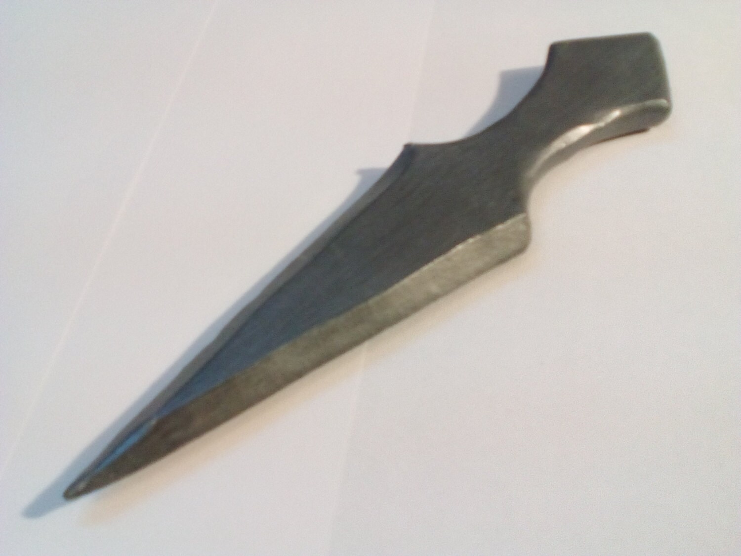 Plain Blade Throwing Dagger LARP Safe / Prop