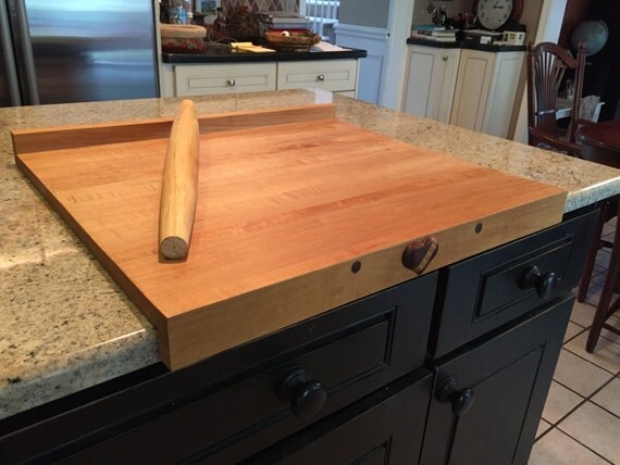 Pasta Board Solid Maple by Assedis on Etsy