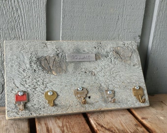 Rustic key rack | Etsy