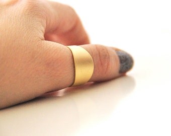 Thick gold ring | Etsy