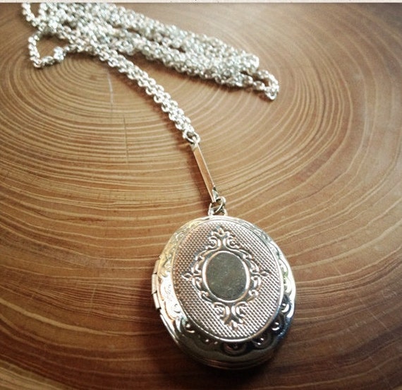 long locket necklace - silver oval