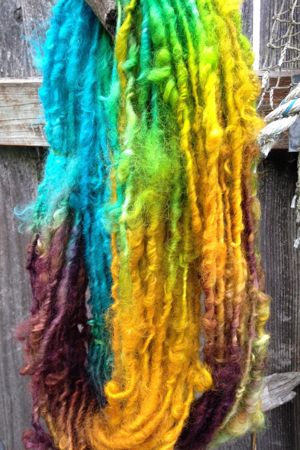 HANDSPUN Cross Blend Wool Natural Lock Spun Thick and Thin