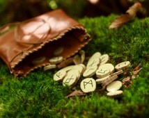 Articles uniques correspondant à runes | Etsy