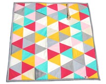 Popular items for triangle blanket on Etsy