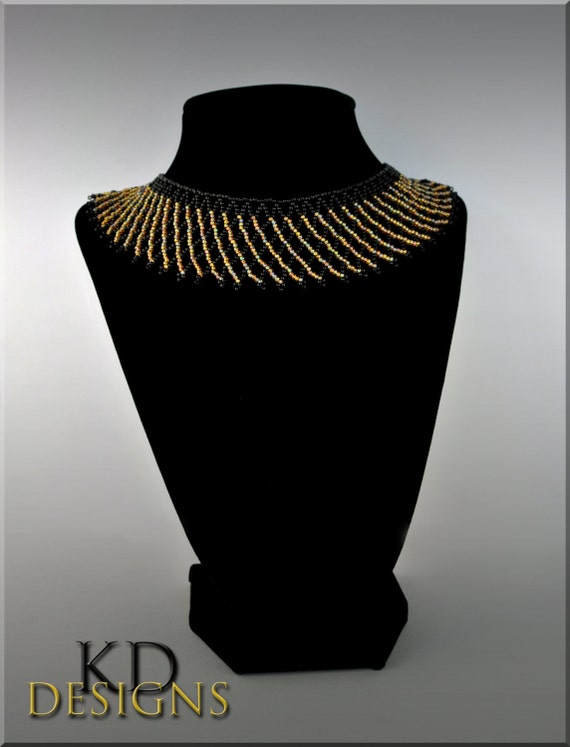 Beaded net necklace pattern