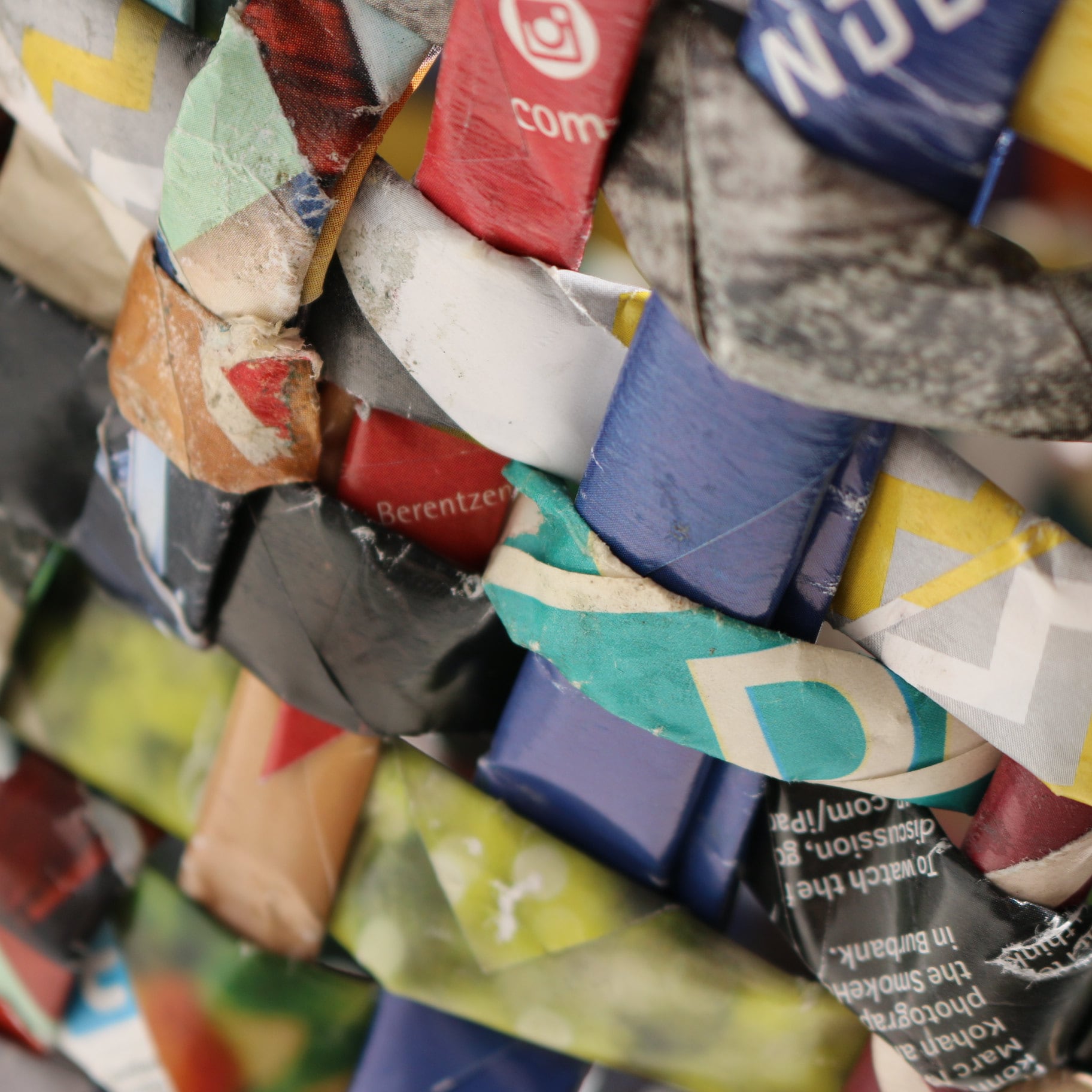 Always looking for new ways to upcycle paper. by Papeeyay on Etsy